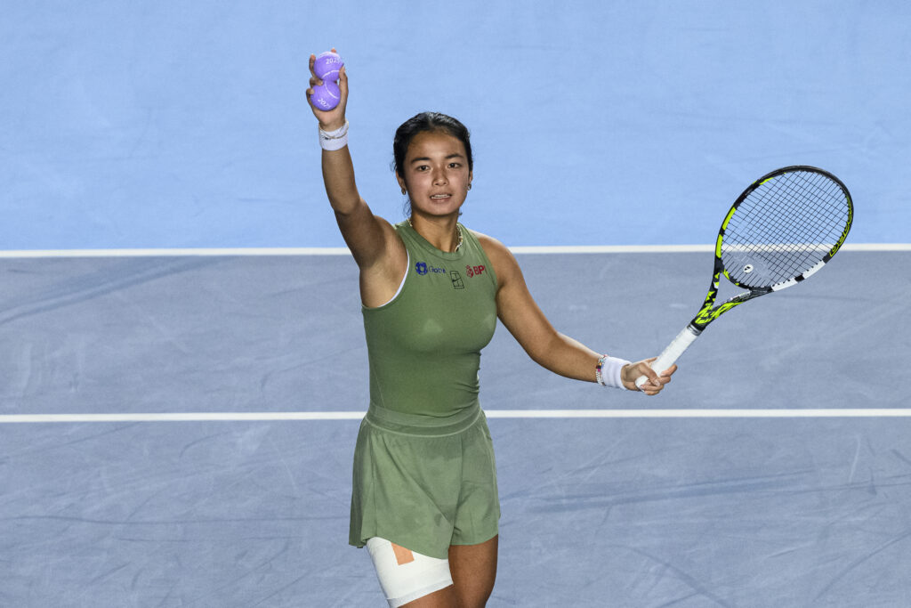 Alexandra Eala signs up to play a tennis event just before the ...