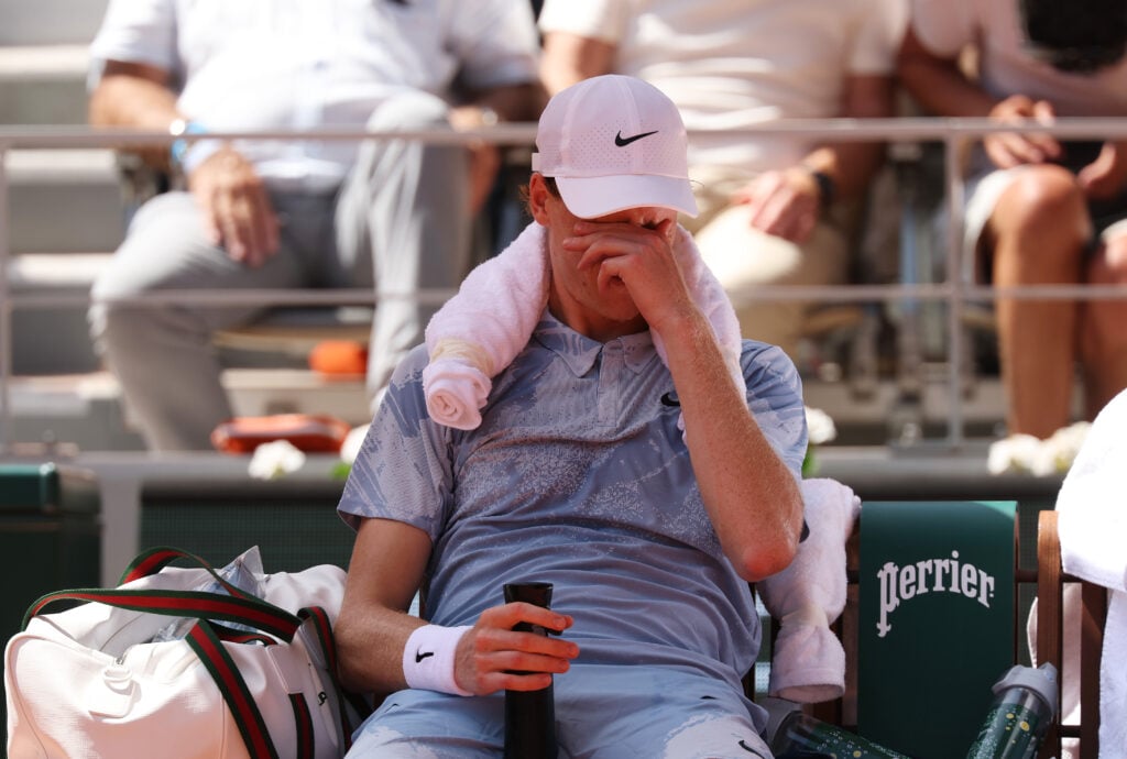 Alexander Zverev says if tennis needs a rule change over heat after ...