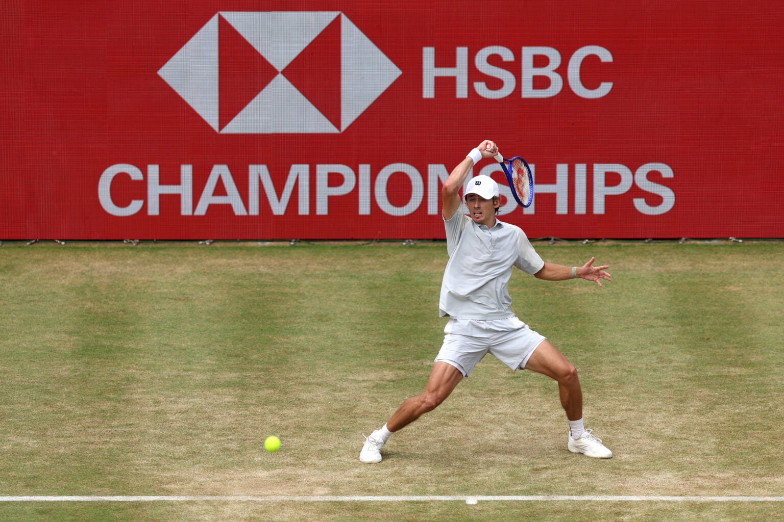 Alex de Minaur outlines the difference between the grass courts at ...